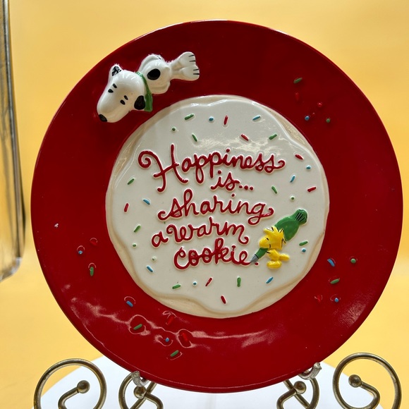 Peanuts | Accents | Snoopy And Woodstock From Peanuts Happiness Is ...